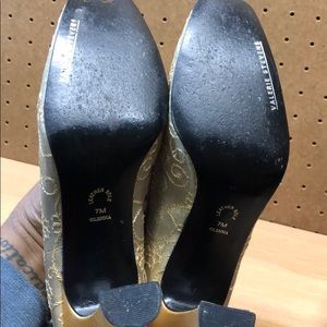 Valerie Stevens | Shoes | Valerie Stevens Sheer Fabric Heels Sz 7m ...